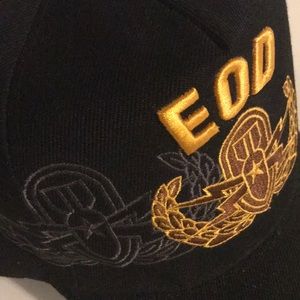 U.S. Army | Accessories | Us Army Explosive Ordinance Hat | Poshmark